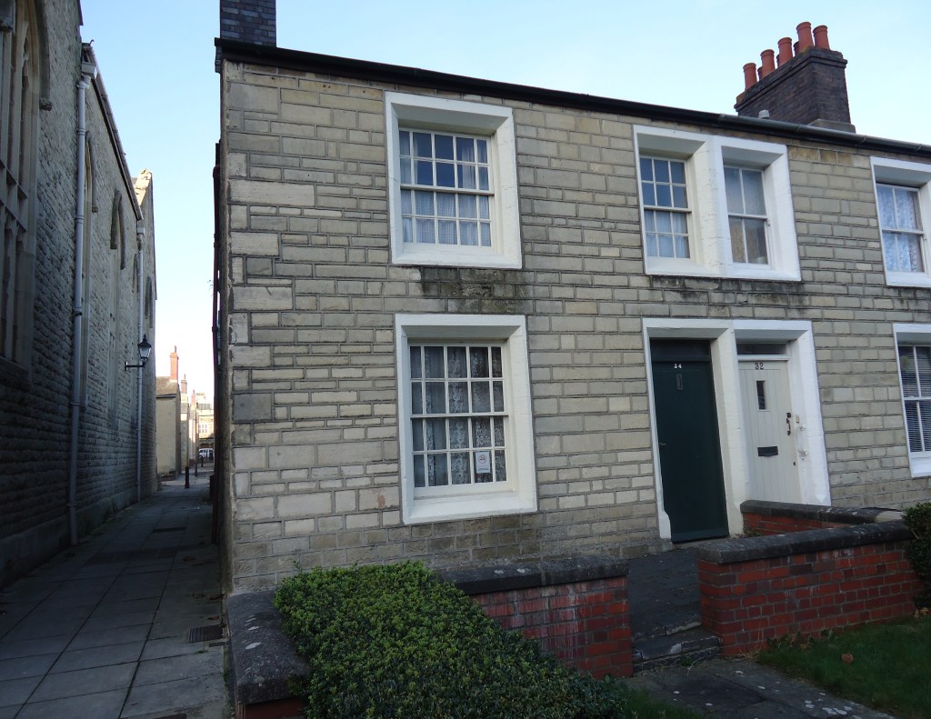34 Faringdon Road – Radnor Street Cemetery