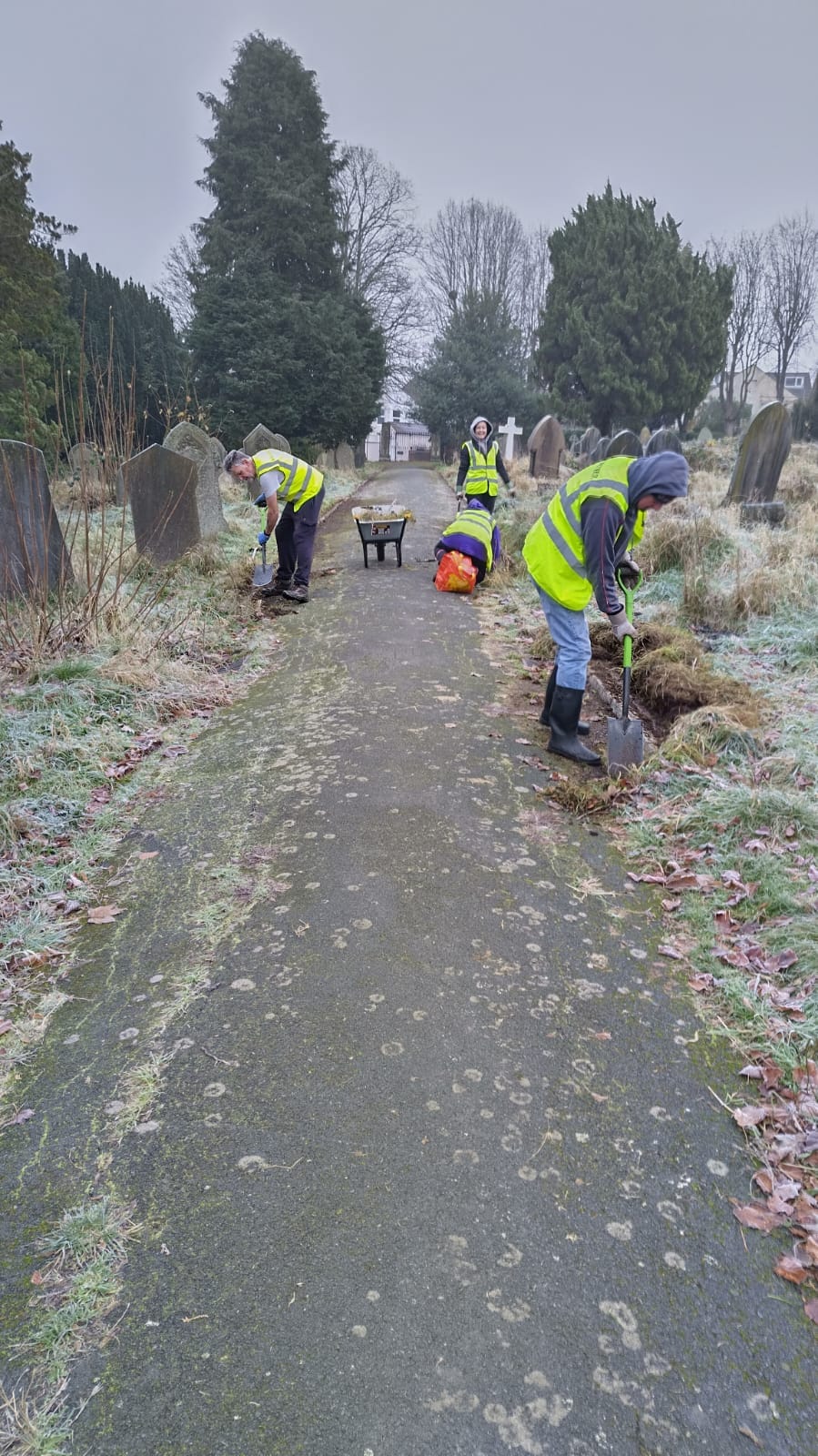 Swindon Cemetery – practically free of debt – Radnor Street Cemetery