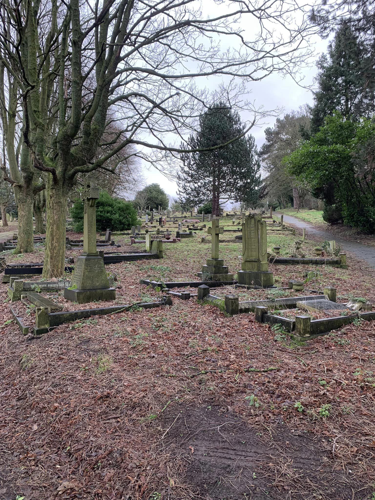 Views of a Spectator – Radnor Street Cemetery